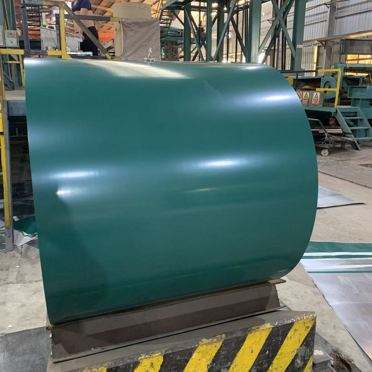 Multi Scenario Adaptable Color Coated Coils Zinc Coating Of 40-275g/m2 ...